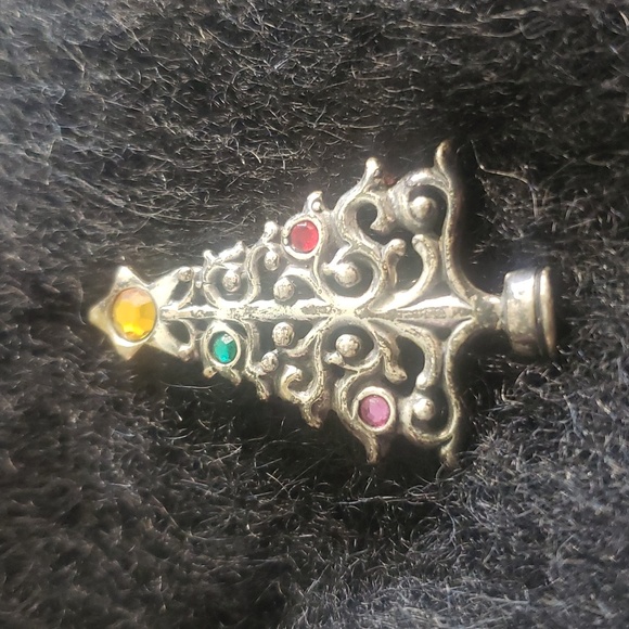 Silver Jeans | Jewelry | Vintage Sterling Silver Christmas Tree Pin ...